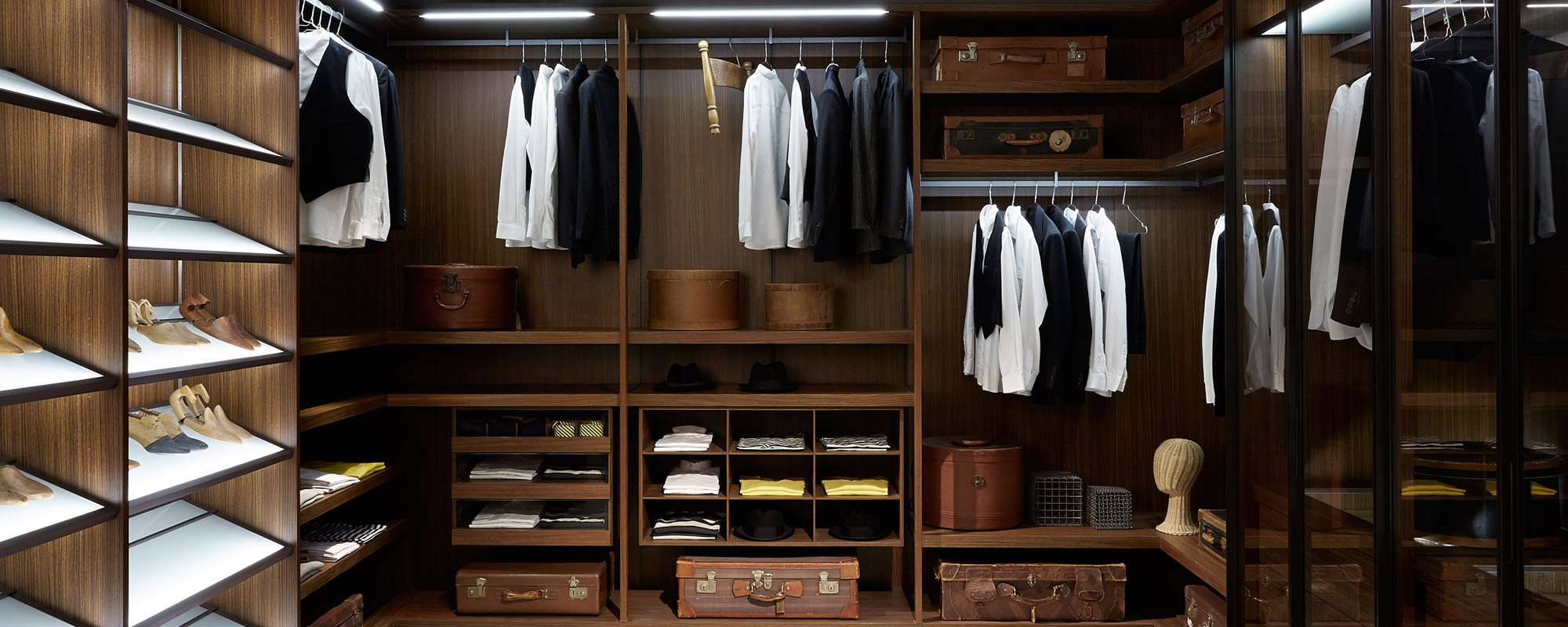 Porro Spa | Products | Systems | Dressing room